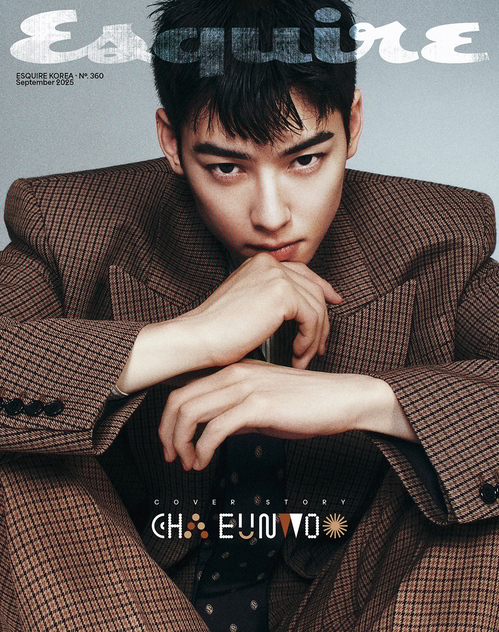 Pria Berambut Pendek yang Menawan, Pemotretan Terakhir Cha Eun-woo Sebelum Wamil