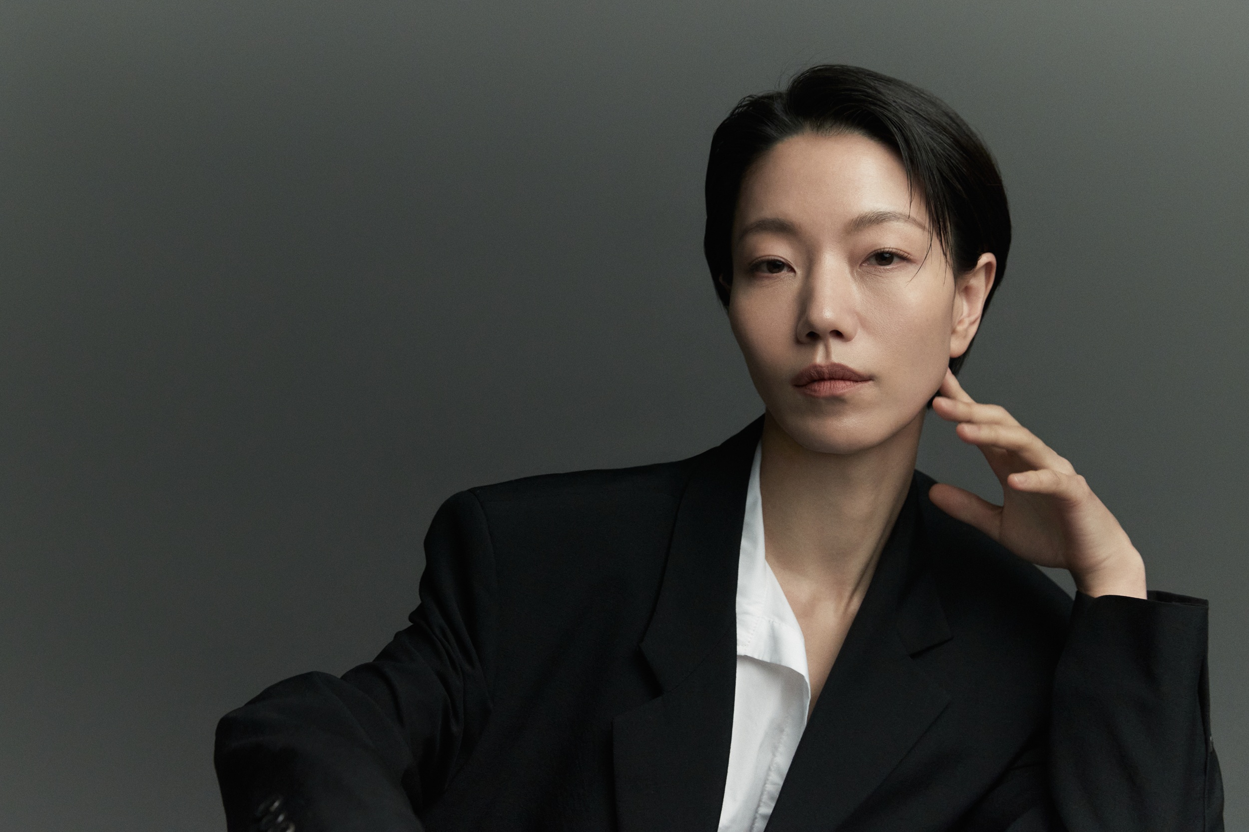 Actor Kim Shin-rok Cast in the Play 'Repairing the Living' for Three ...