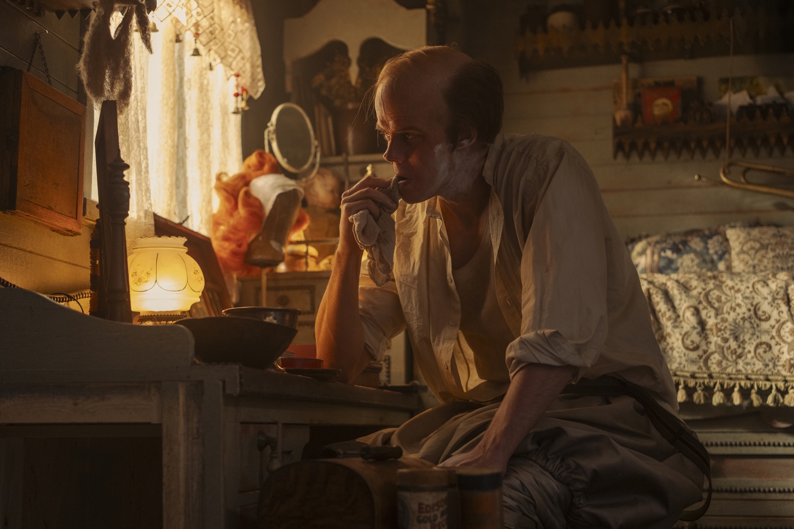 "This is the 'Jaws' strategy"... Bill Skarsgard returns as the youngest ...