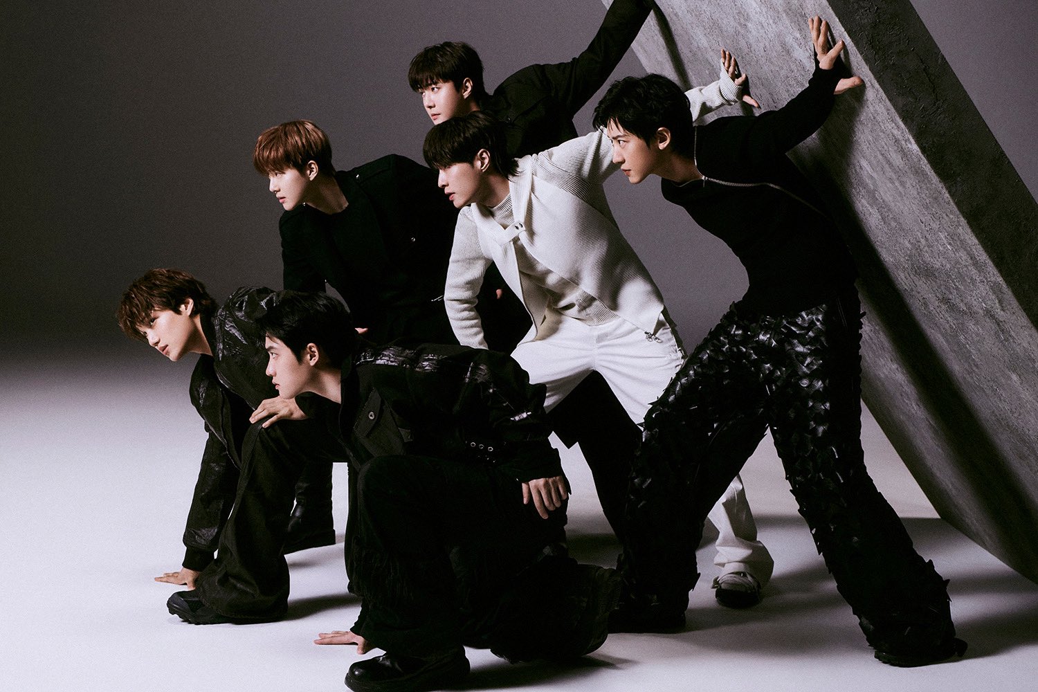 EXO to Release 8th Studio Album on the 19th.. Title Track is 'Crown'