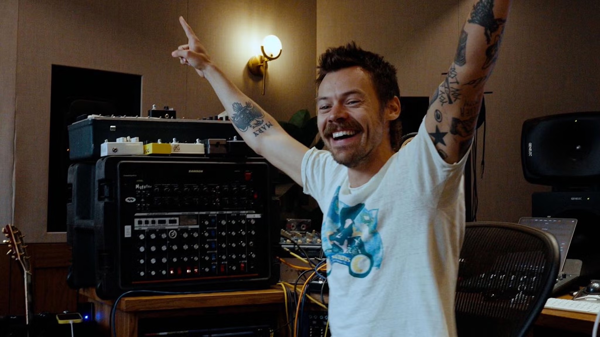 "Let the Light In"... Harry Styles Makes a Comeback with New Song ...